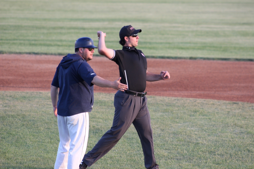Controversial call leads to double ejection in heated Beavers game - DiscoverWeyburn.com - Local ...
